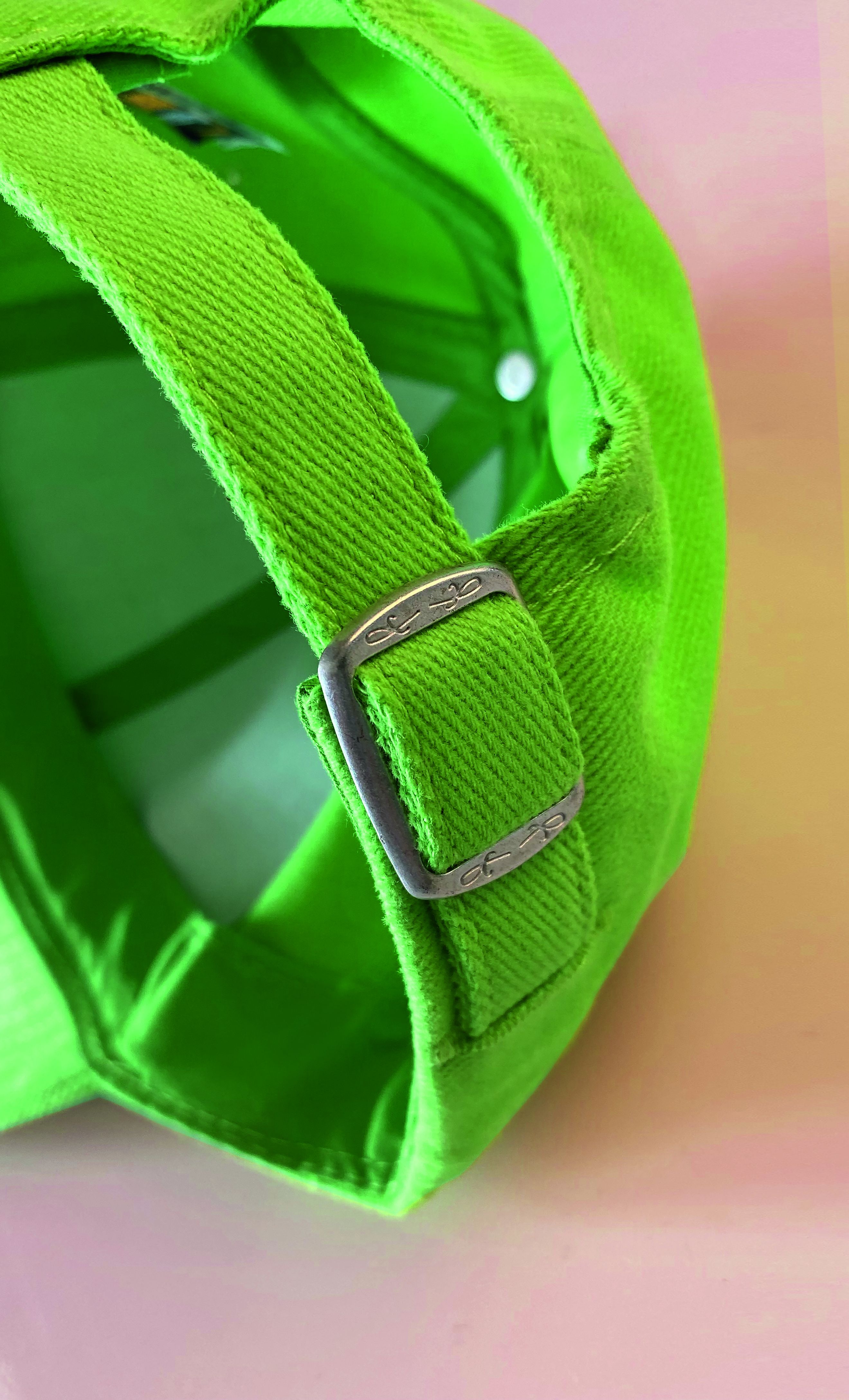 Unisex 6 Panel Softlining Raver Cap White-Daiber